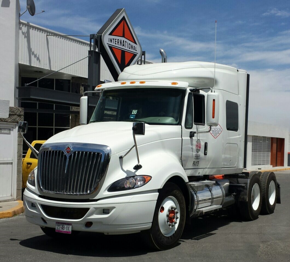 Navistar entrega unidades ProStar a Grupo Transportes | Autotransporte.mx
