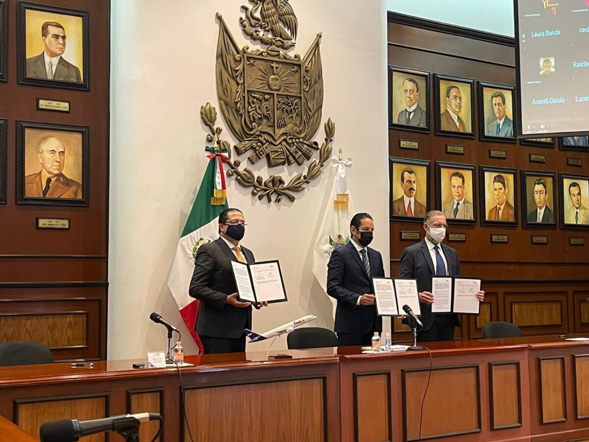 FedEx y SEDESU Querétaro firman convenio de colaboración en apoyo a ...